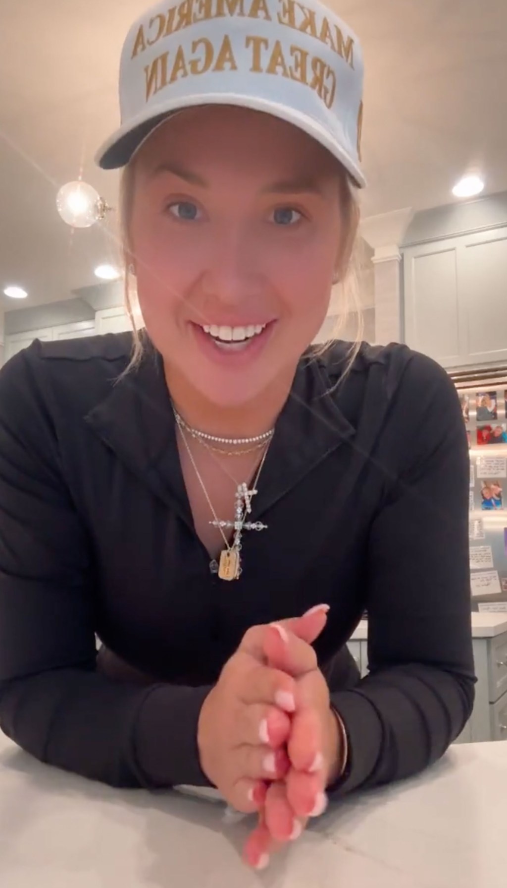 Inside Todd and Julie Chrisley’s first days home from prison ...