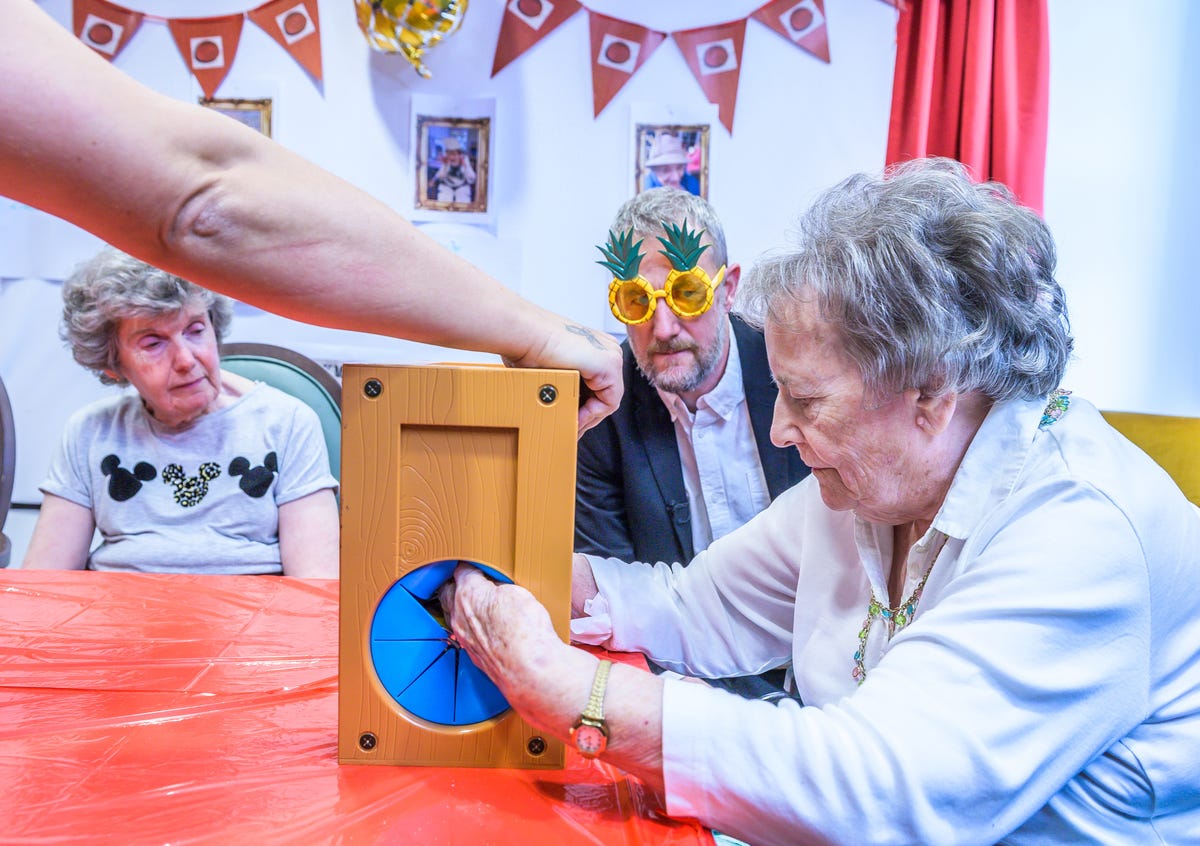 Taskmaster creator Alex Horne hosts special competition that's "most ...