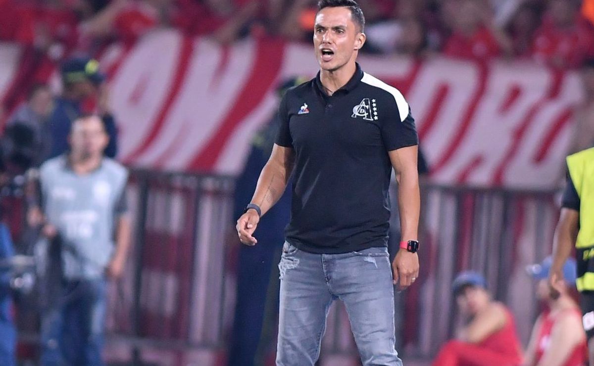 Lucas González cerca de ser el nuevo entrenador de un grande del fútbol ...