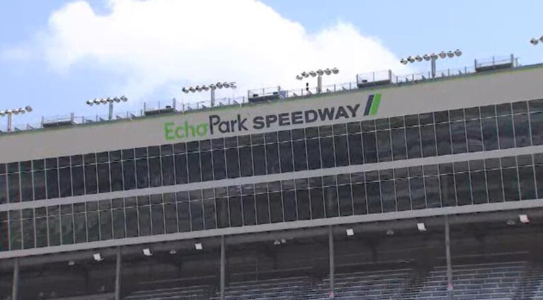 Atlanta Motor Speedway renamed to EchoPark Speedway