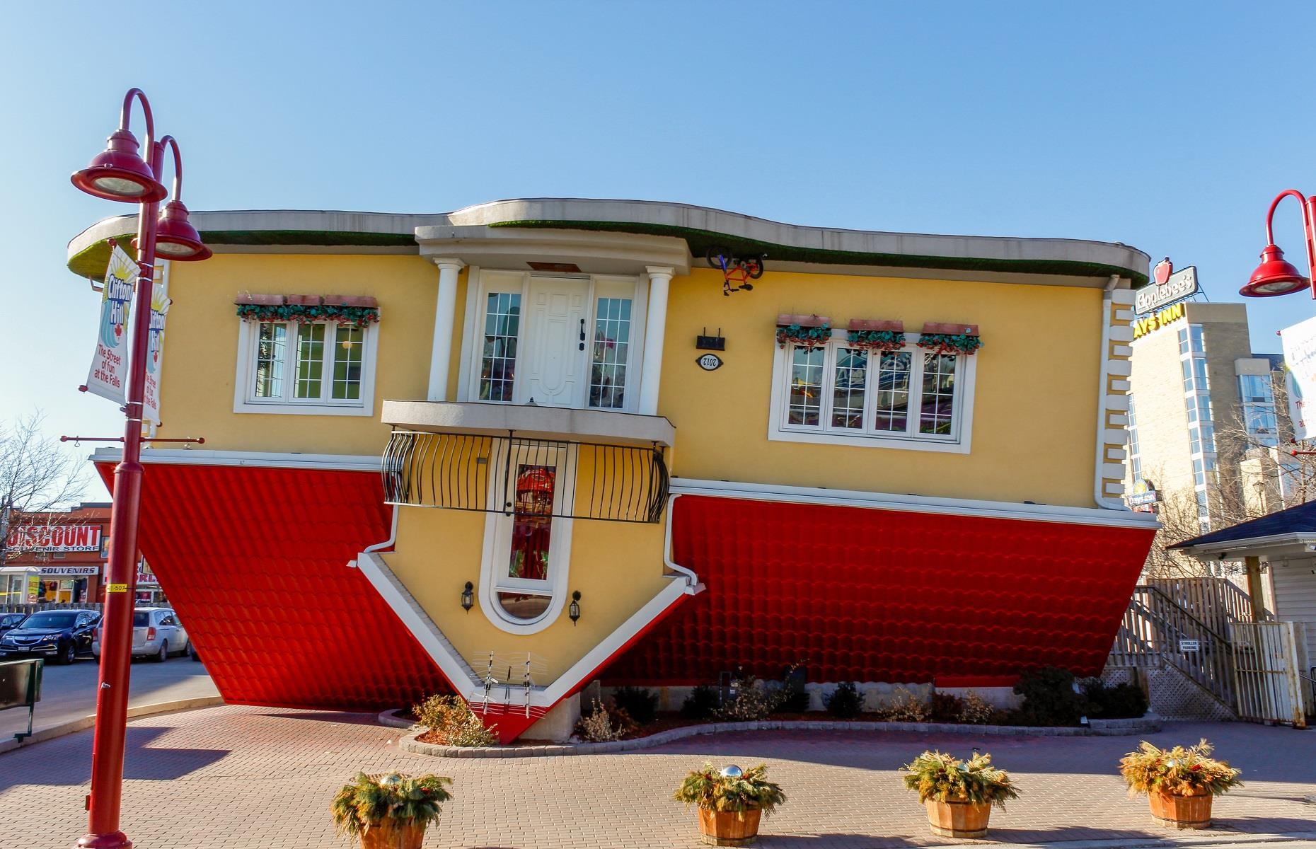 12 unusual Canadian homes we love