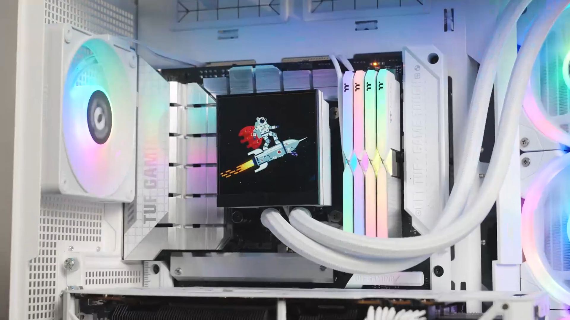 Thermaltake’s new AIO liquid cooler features a 3.95-inch LCD display and swappable reverse-blade ...