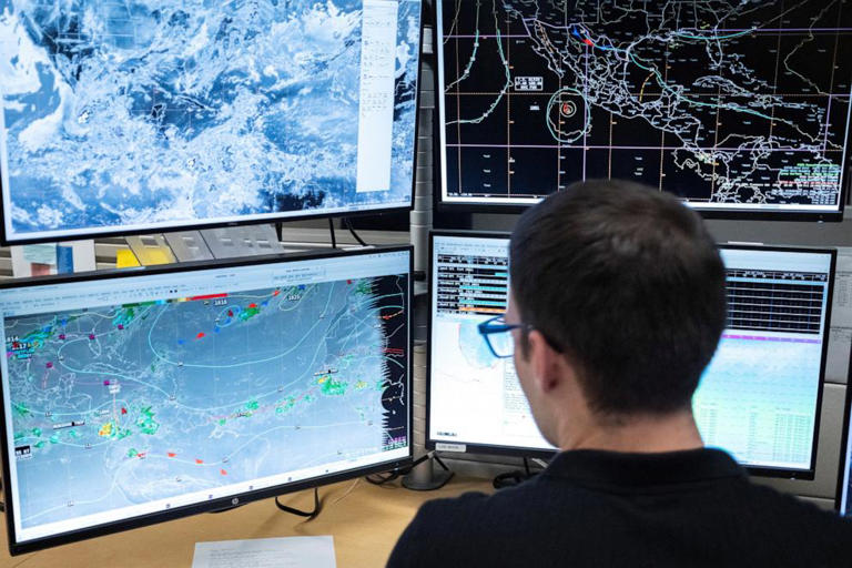 White House addresses FEMA acting director's 'jokes' about hurricane season