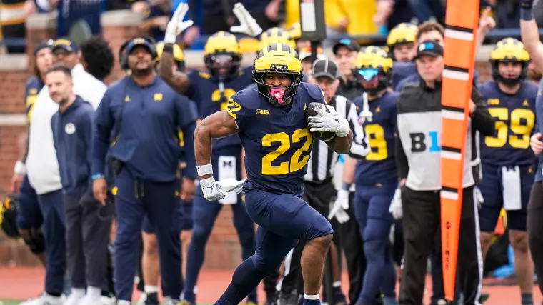 Eight Michigan players earn major honor ahead of 2025 college football ...