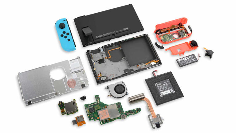 Nintendo Switch repairability is a nightmare by 2025 standards