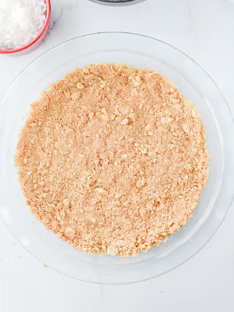 Simple pina colada pie
