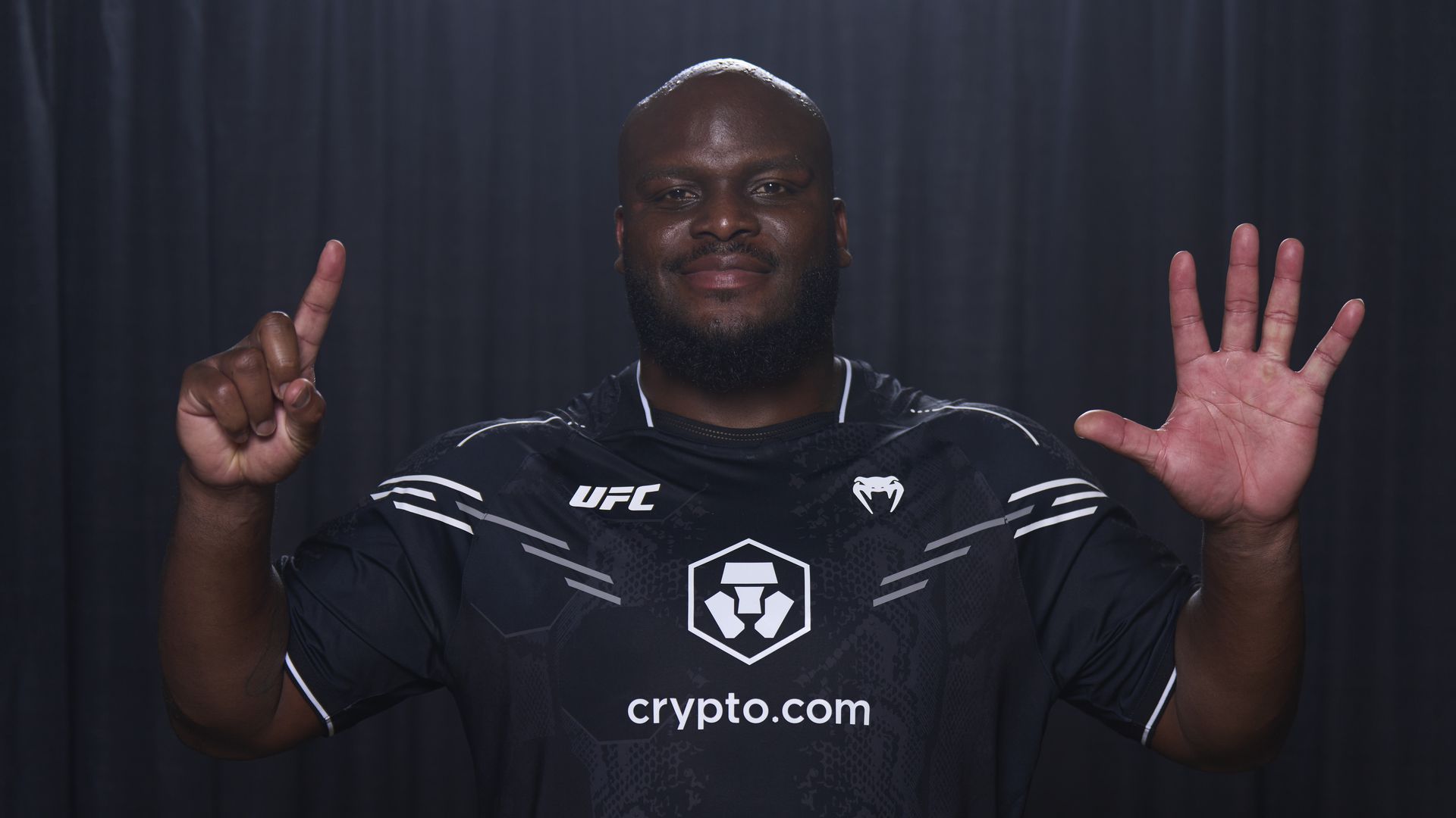 Lewis Claims ‘UFC Is Scripted’