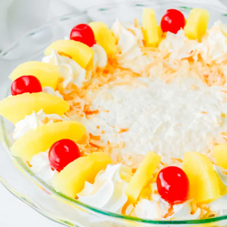 Simple pina colada pie