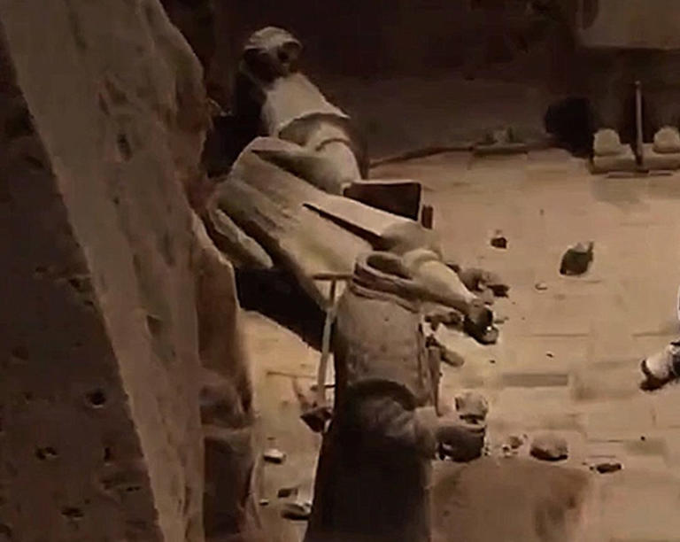 Tourist smashes two Terracotta Army warriors during bizarre museum rampage