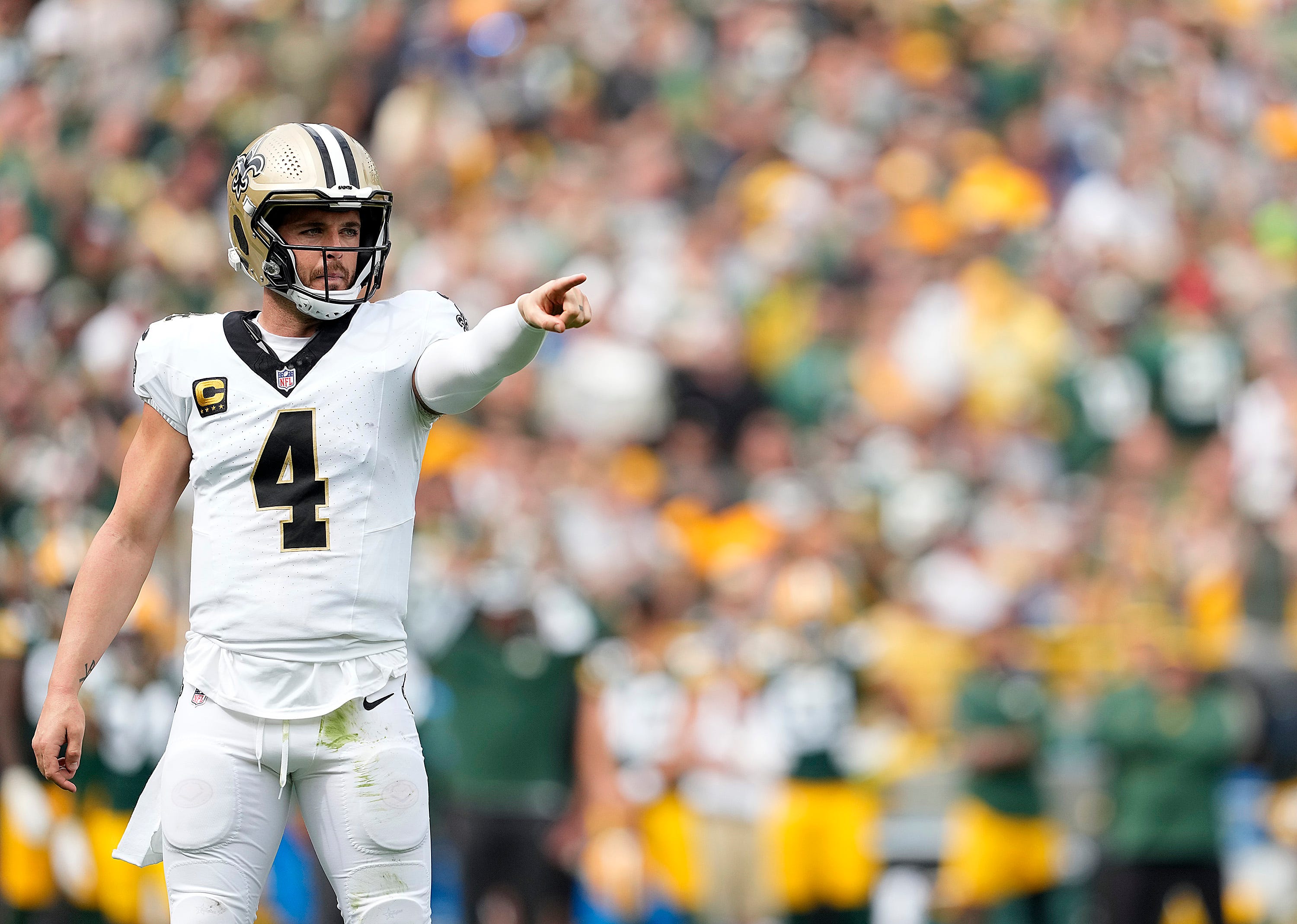 Saints officially process Derek Carr's retirement papers