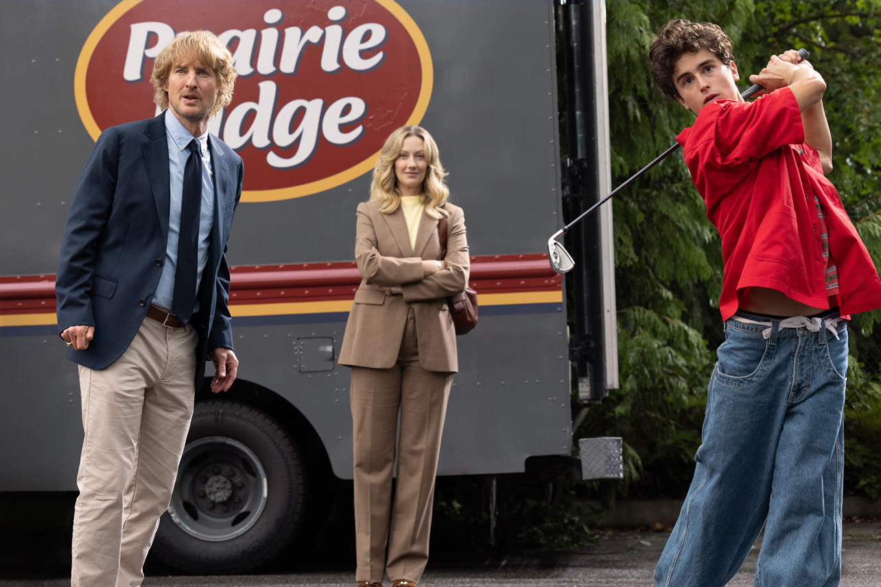Owen Wilson And Judy Greer On Finding A New Love Of Golf While Filming ...