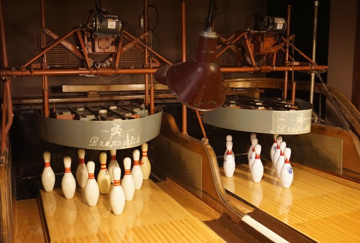 20 Office Perks That Were Totally Normal But Are Now Just History