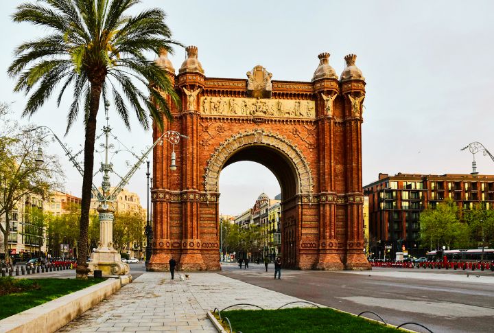15 Barcelona's Must-See Attractions