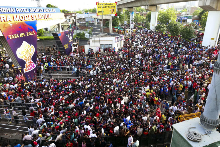 IPL 2025 Final: RCB vs PBKS draws massive crowd at Narendra Modi ...