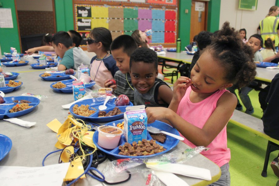 LIST: Free summer meals for NE Ohio kids