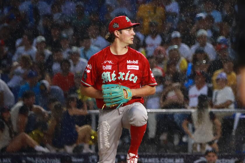 Judge orders woman who accused ex-Dodgers pitcher Trevor Bauer of ...