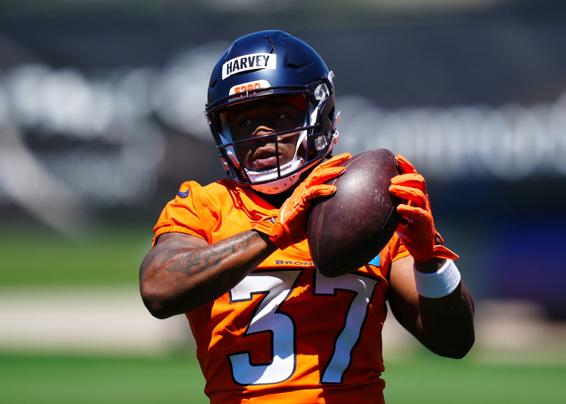 Broncos Rookie RJ Harvey Receives Praise from Bo Nix
