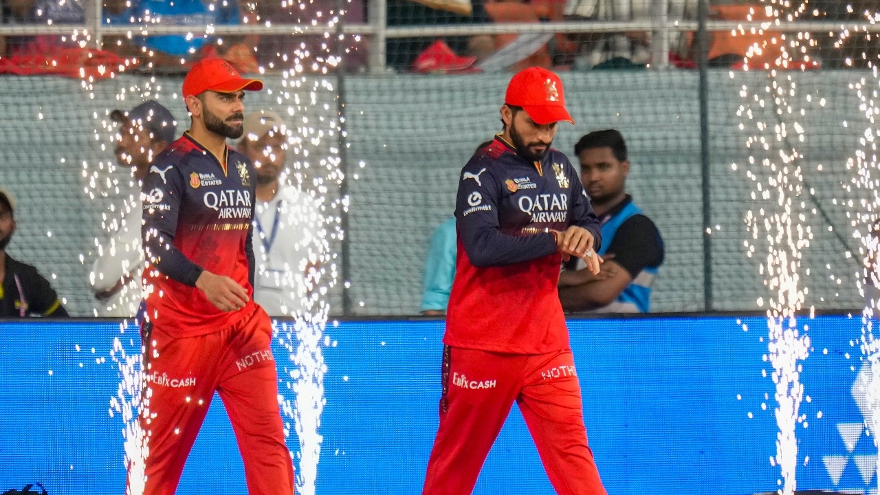 Emotional Virat Kohli in tears after RCB's 18-year-old wait for IPL ...