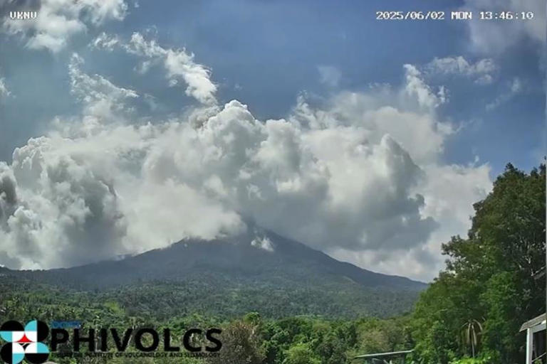 PHIVOLCS issues Kanlaon lahar advisory following rainfall in the area
