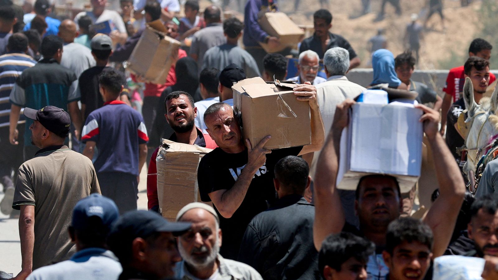 How the Israeli-backed aid plan in Gaza is unravelling