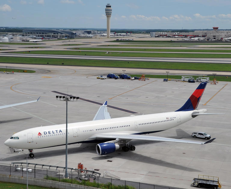 Delta SkyMiles Award Sale: From 4.2K Round-Trip Domestic, 10K Round ...