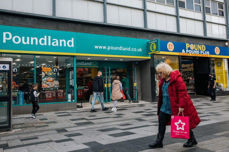 Poundland set to close store as '200 more at risk of shutting their doors'