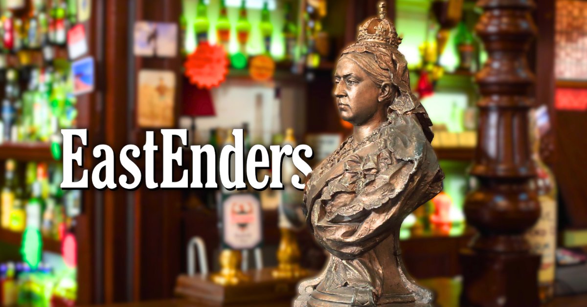 Beloved EastEnders couple's big update on BBC iPlayer