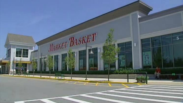 Market Basket saga: Why the CEO is on leave, and what's going to happen ...