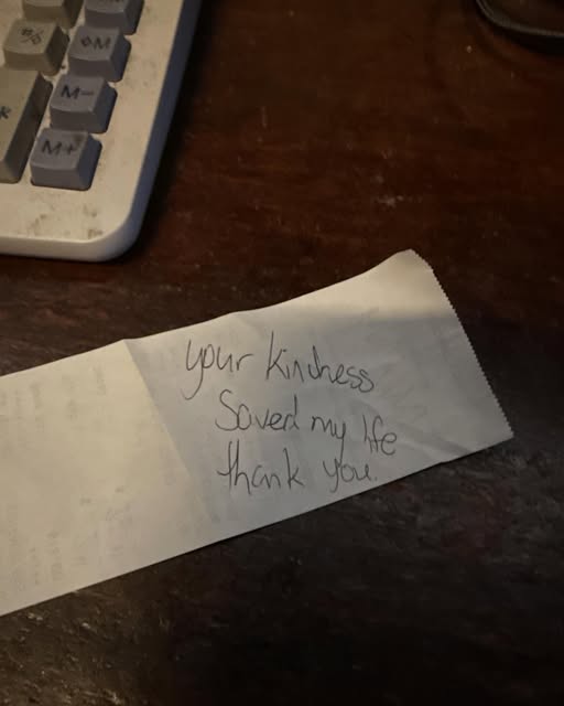 ‘Keep being kind’: Kansas City bartender’s act of kindness saves woman ...