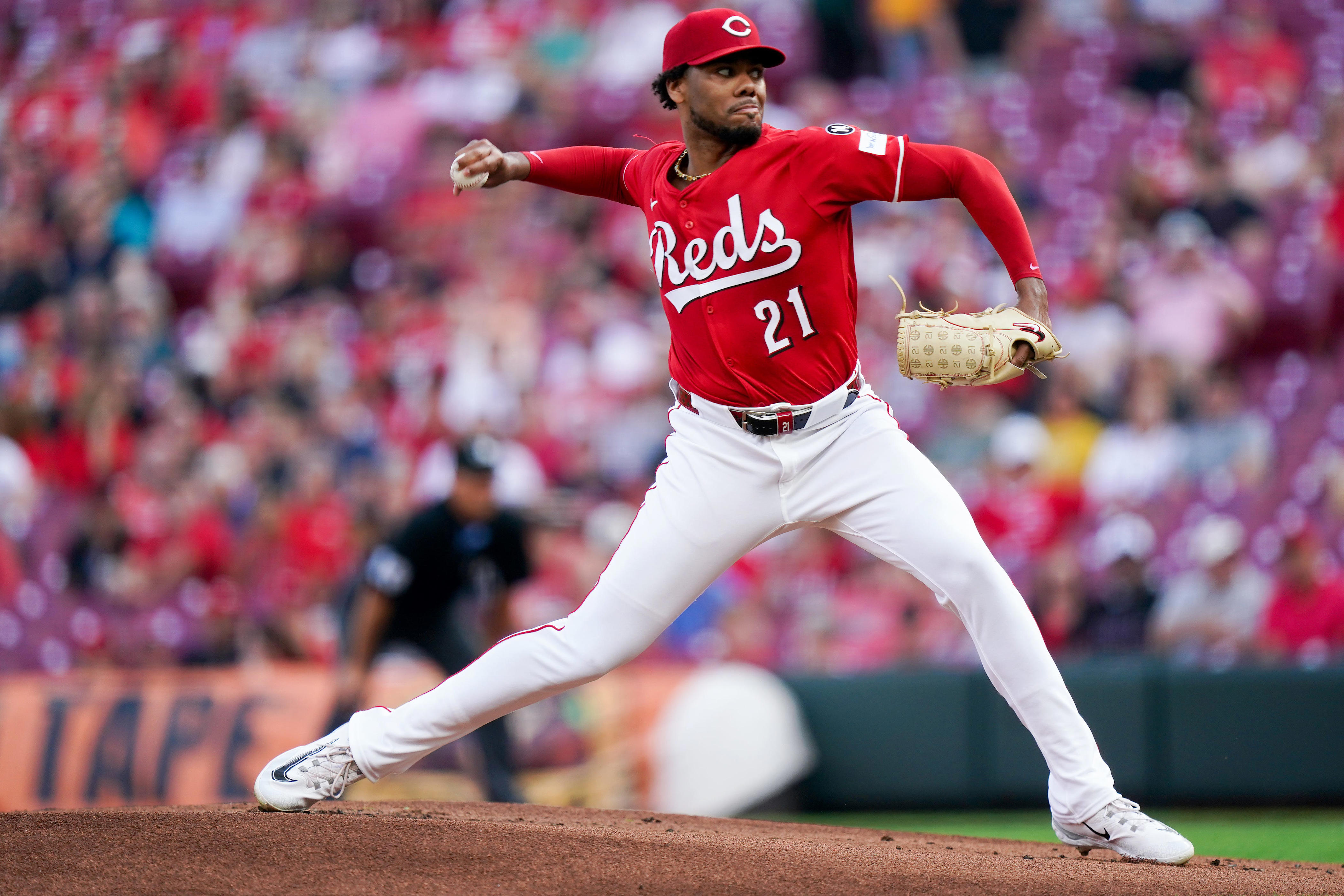 Reds' Hunter Greene will undergo an MRI. Here's what we know
