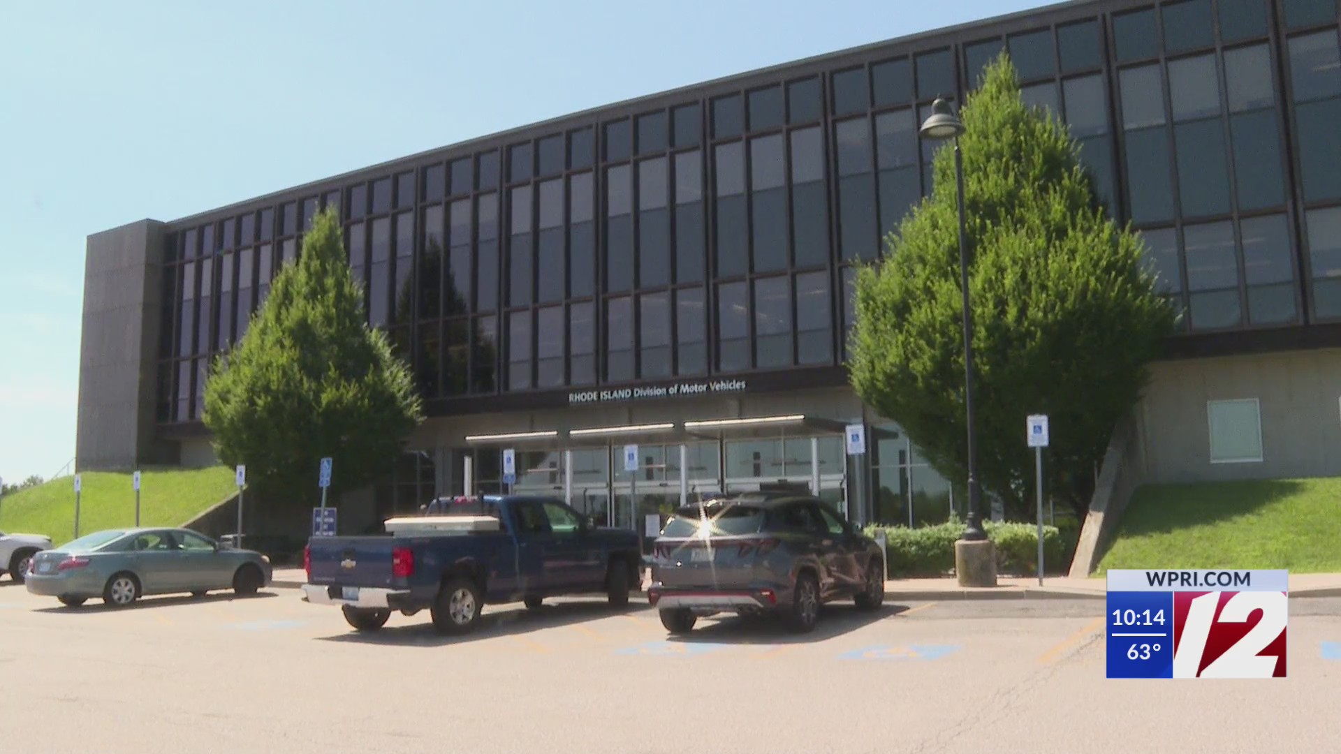 RI DMV warns of ‘surge’ in fraudulent text messages