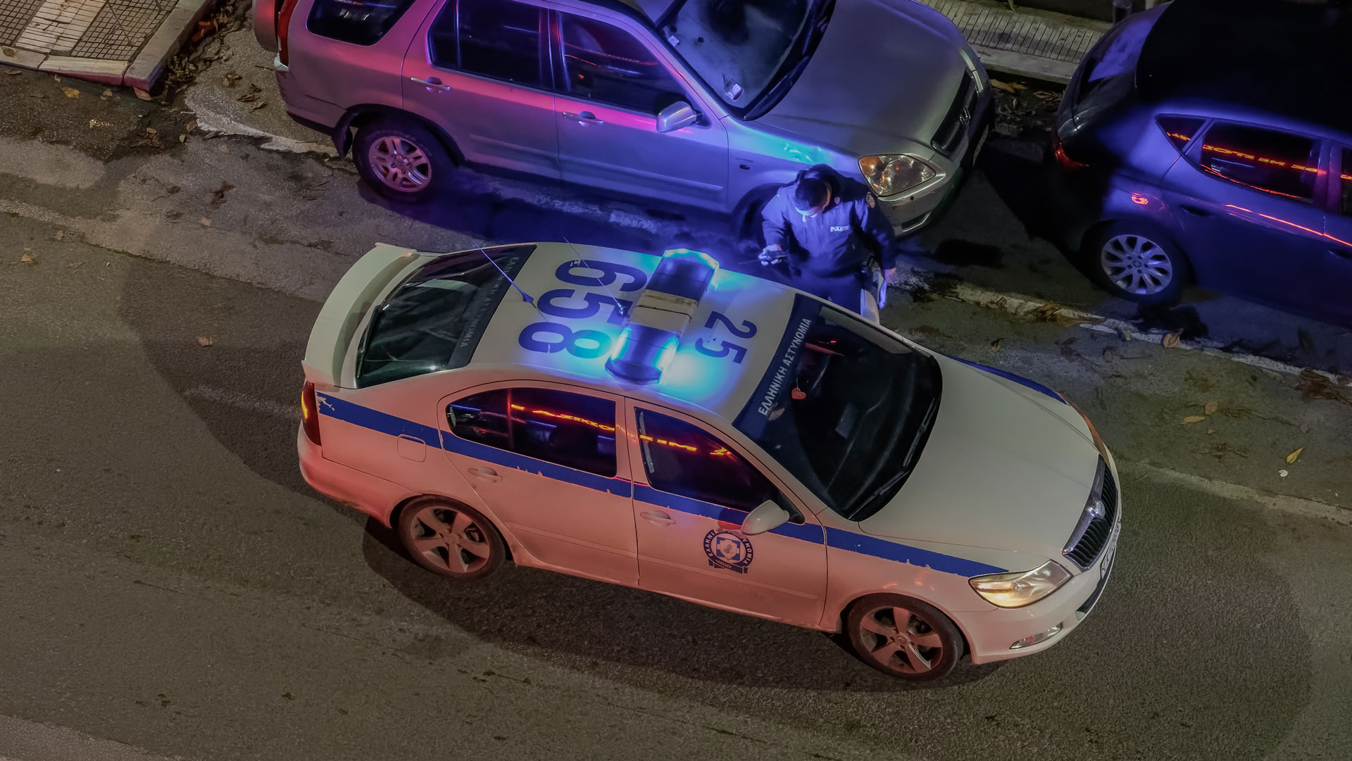 Πεύκη: Ληστεία σε κατάστημα ψιλικών – Χτύπησαν τον υπάλληλο με την ταμειακή
