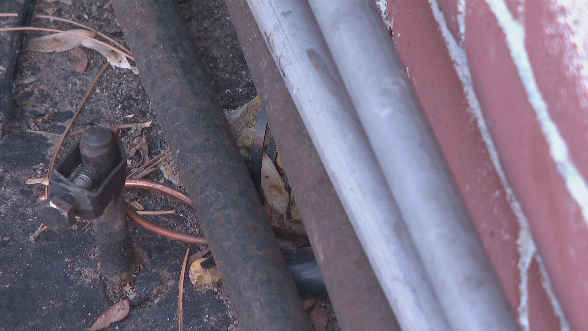 Denver tightens scrap metal sales to curb thefts