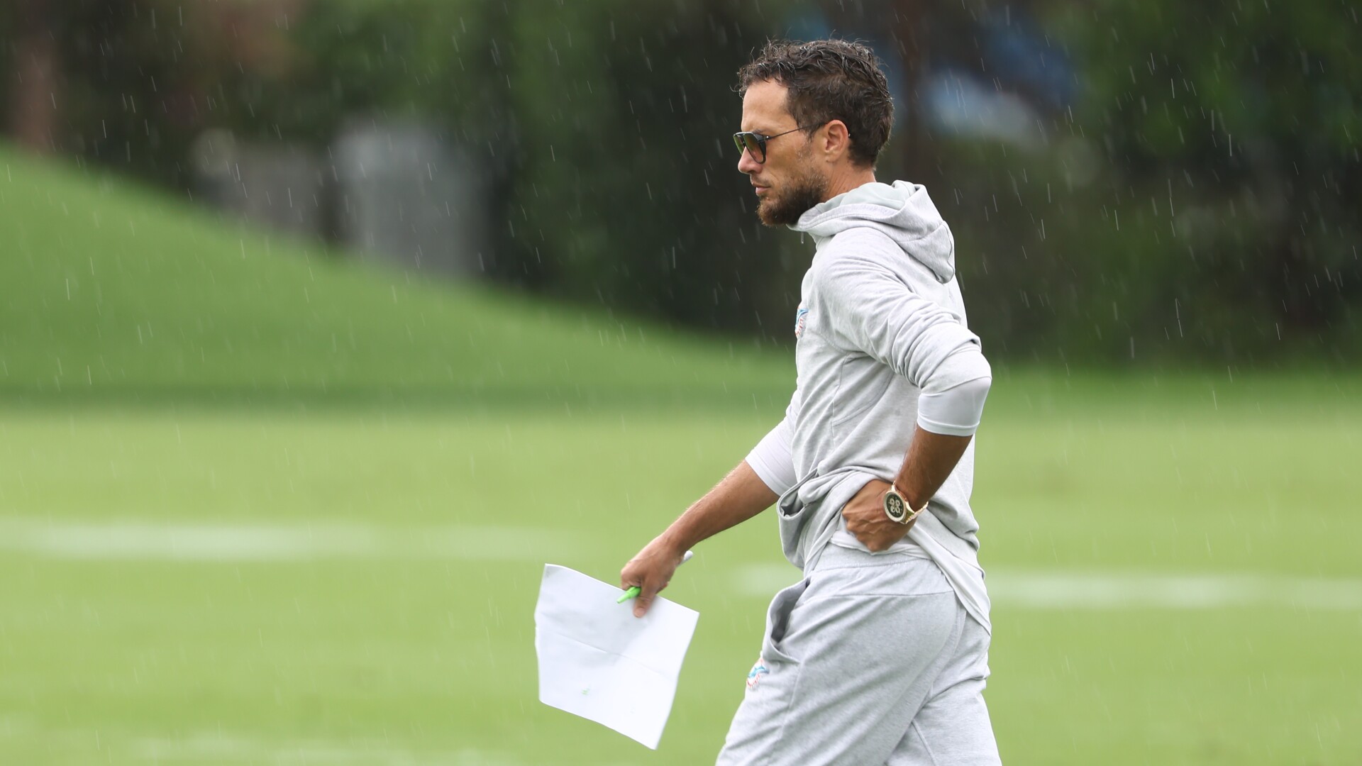 Mike McDaniel isn't keeping up on Jalen Ramsey trade talks