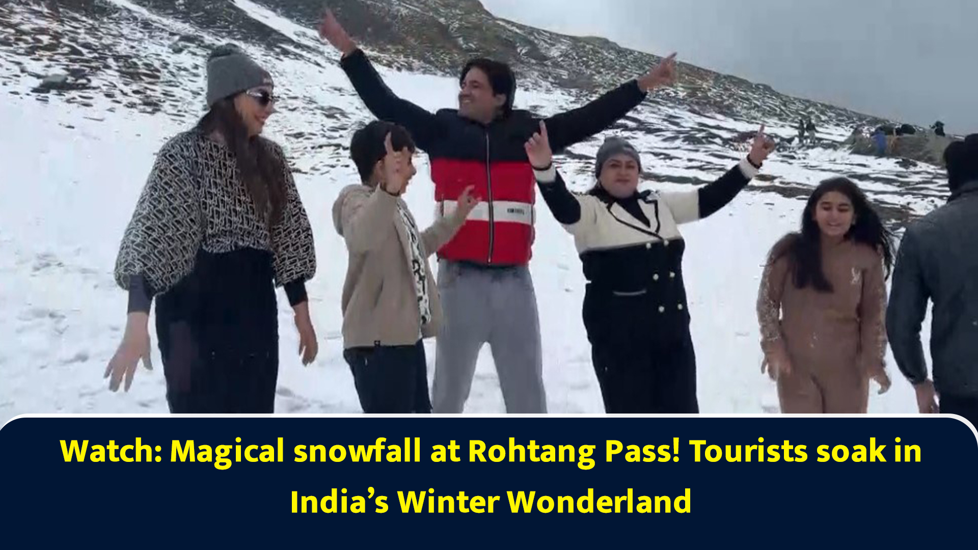 Watch: Magical snowfall at Rohtang Pass! Tourists soak in India’s ...