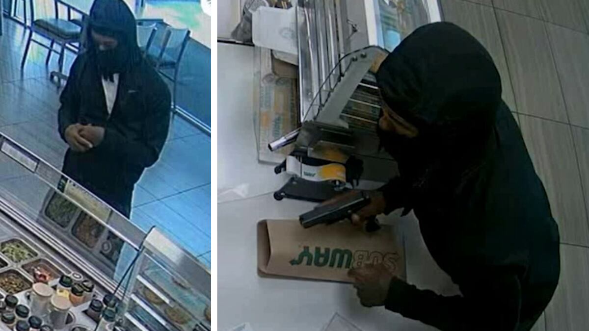 VIDEO: Police search for man who robbed Subway employee at gunpoint ...