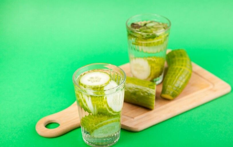 Belum Banyak yang Tahu, Ini Manfaat Air Rendaman Timun yang Berkhasiat