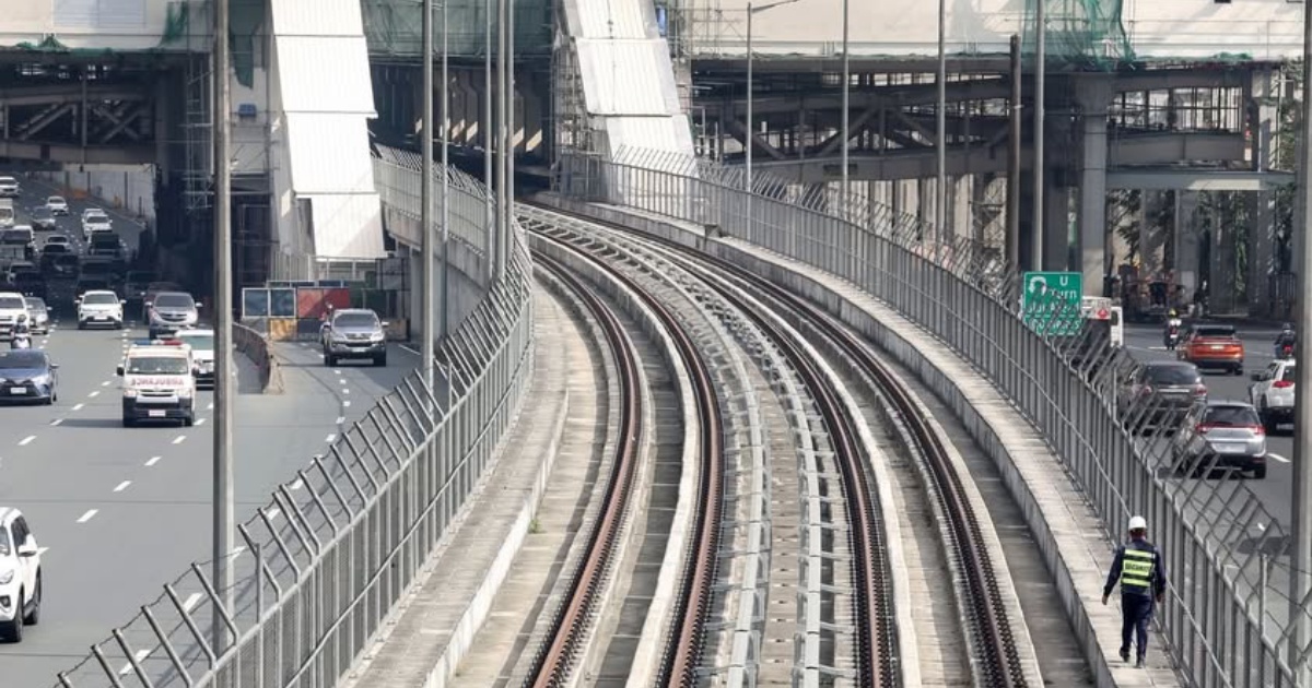 DOTr says MRT-7 and common station will be open by 2027