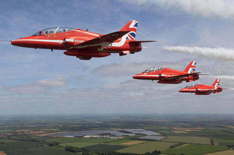 When and where you can see the Red Arrows in Cardiff today