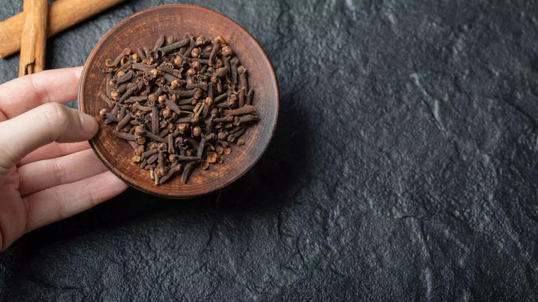Energy Cleansing Remedies You Can do With Clove