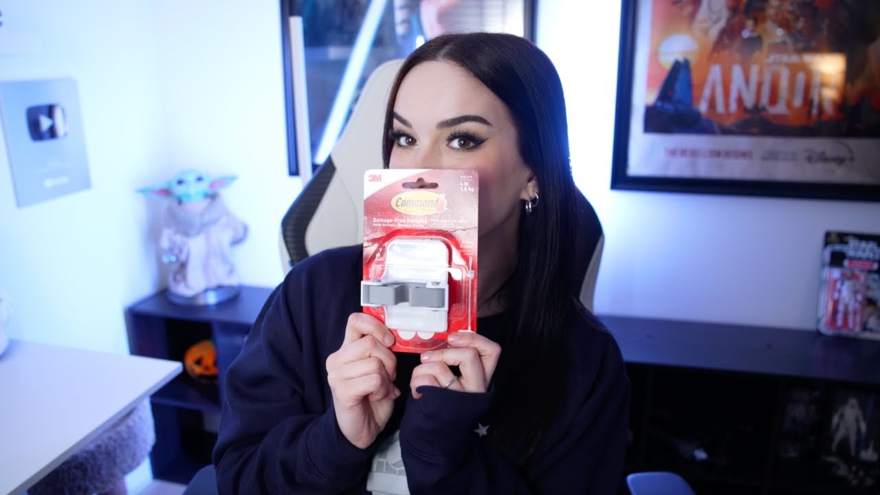 The Best Cheap Lightsaber Stand | Budget Display Solution