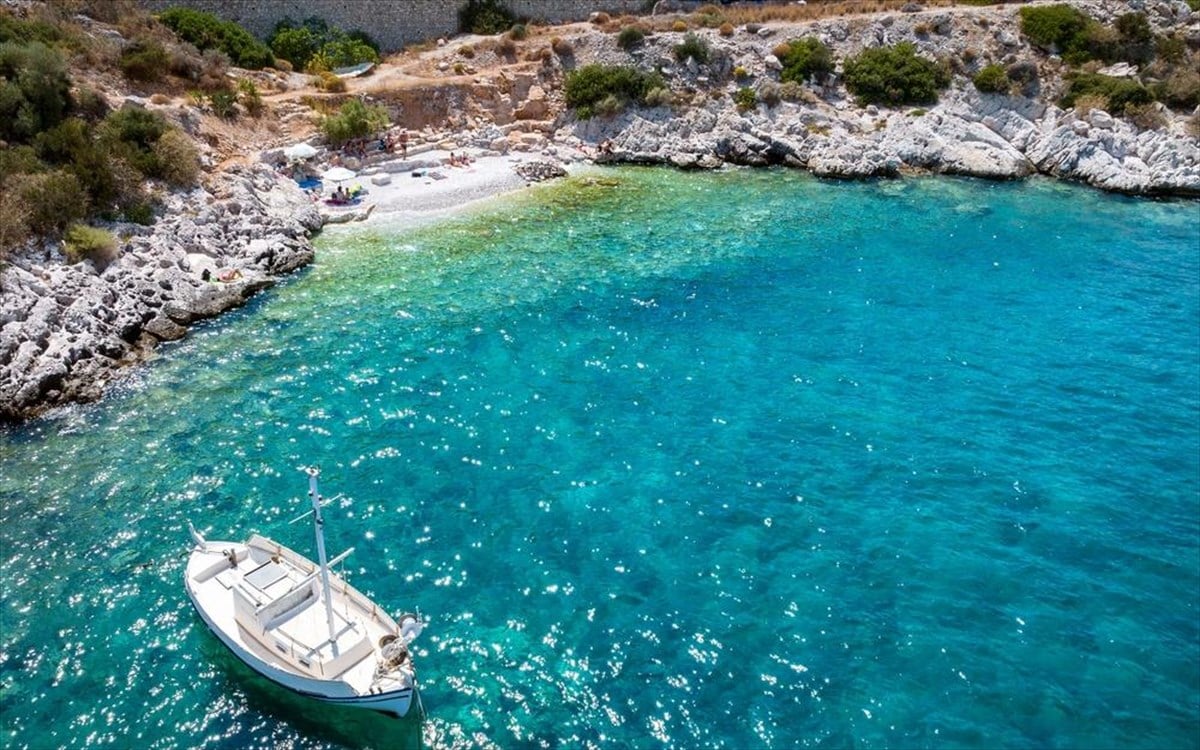 3 αποδράσεις κοντά στην Αθήνα που θυμίζουν διακοπές