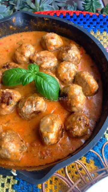Albóndigas en salsa con fruco colombia Receta