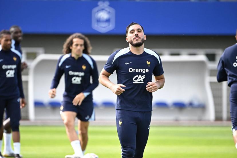 Rayan Cherki associé à Désiré Doué et Ousmane Dembélé lors du dernier ...