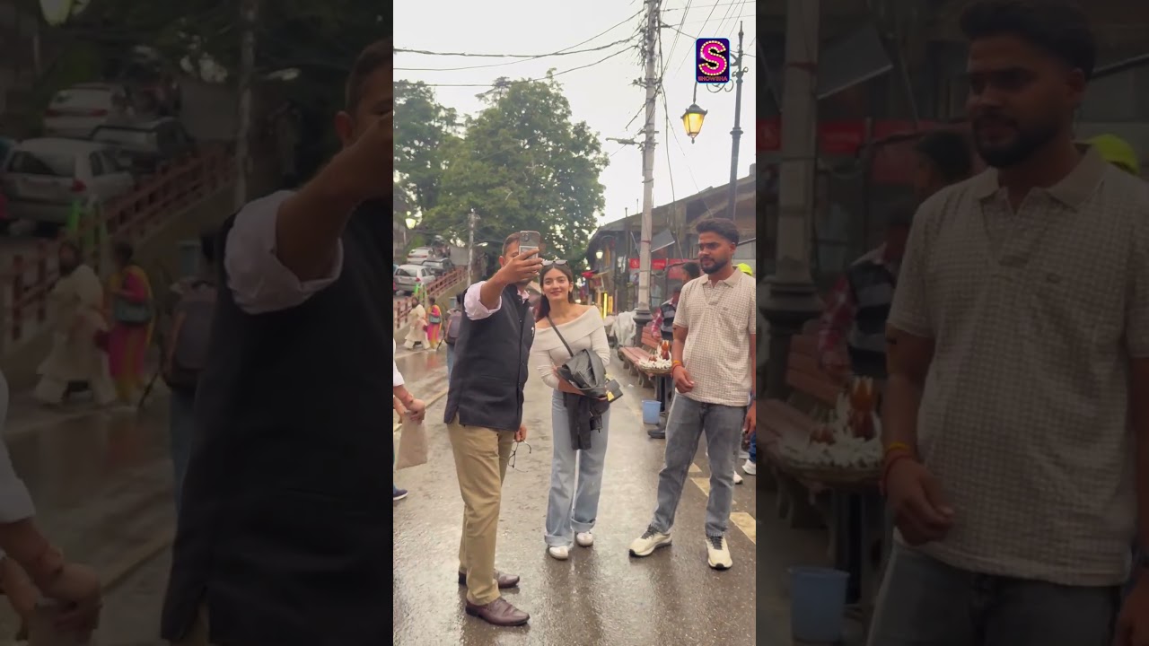 Pratibha Ranta returns to Shimla after 2 years and receives the warmest ...