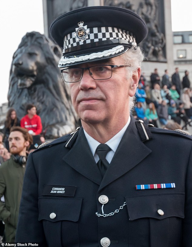 Fury as senior Met police officer is finally sacked for second time for ...