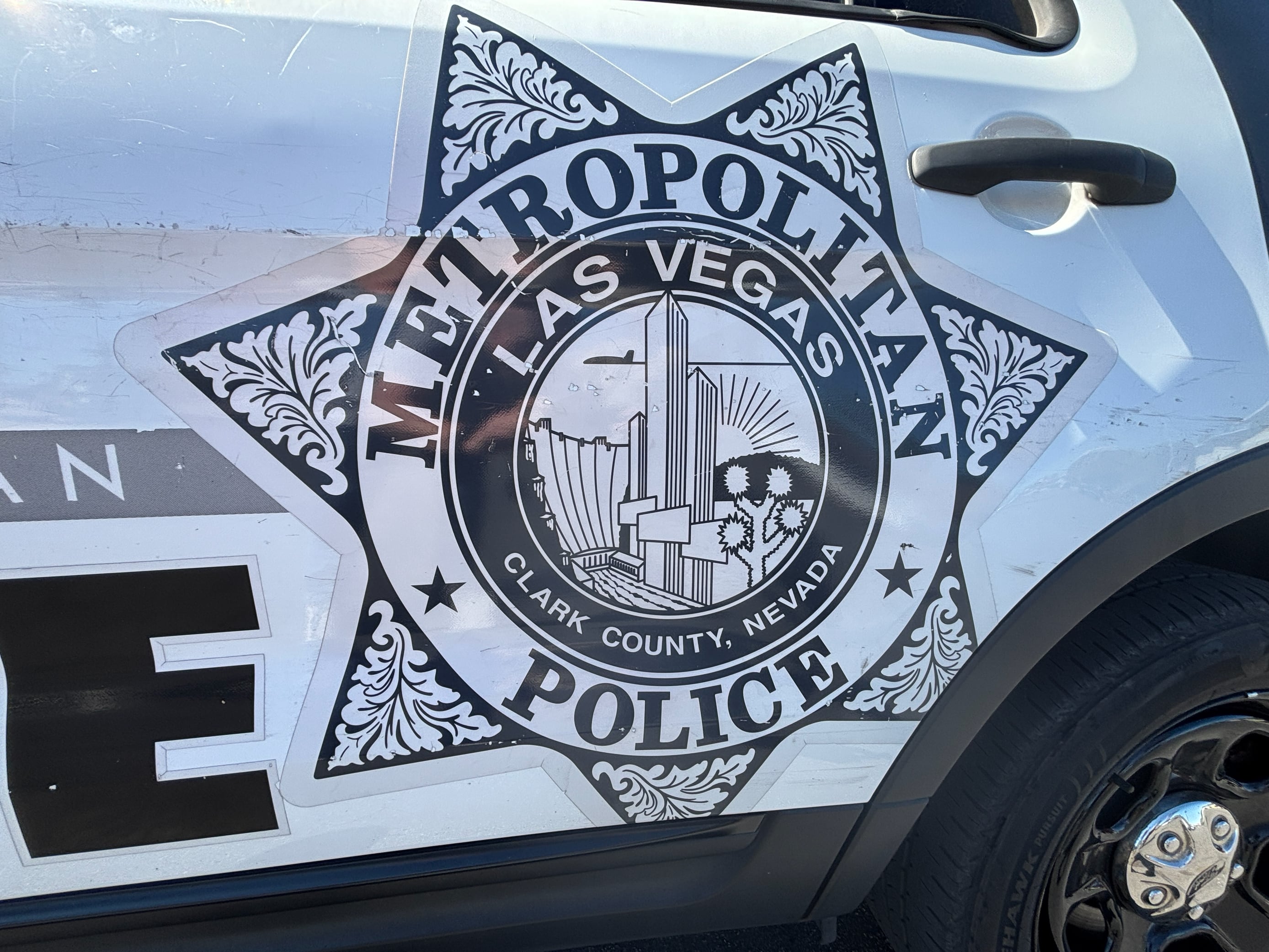 Woman found dead with gunshot wound after Las Vegas crash