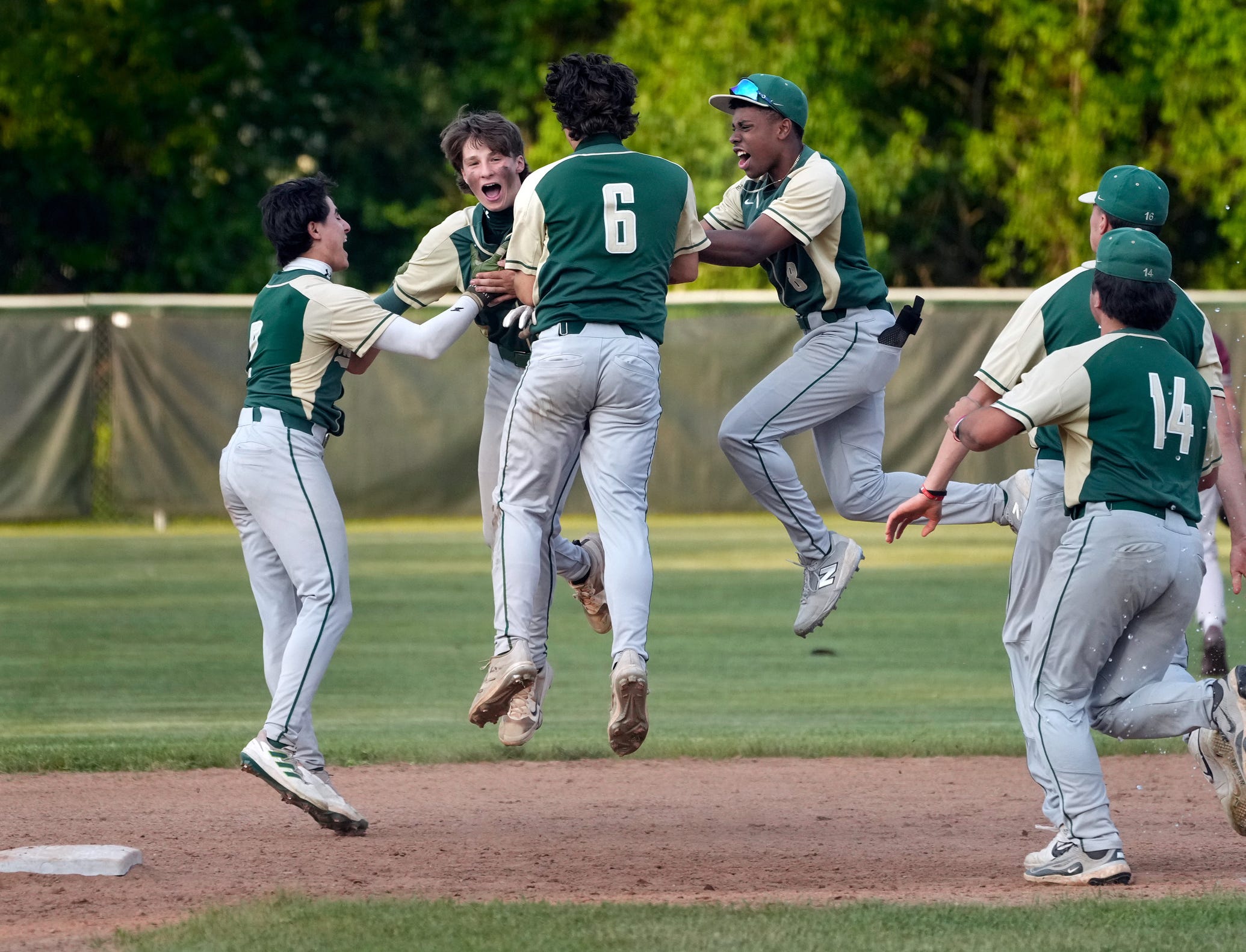 Hendricken, La Salle go to extra innings in baseball playoff; which ...