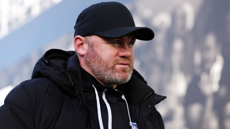 Wayne Rooney in hot water! Man Utd and England legend racks up parking ...