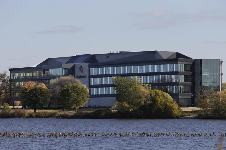 Oshkosh news in December headlined by Oshkosh Corp. layoffs, OASD cuts